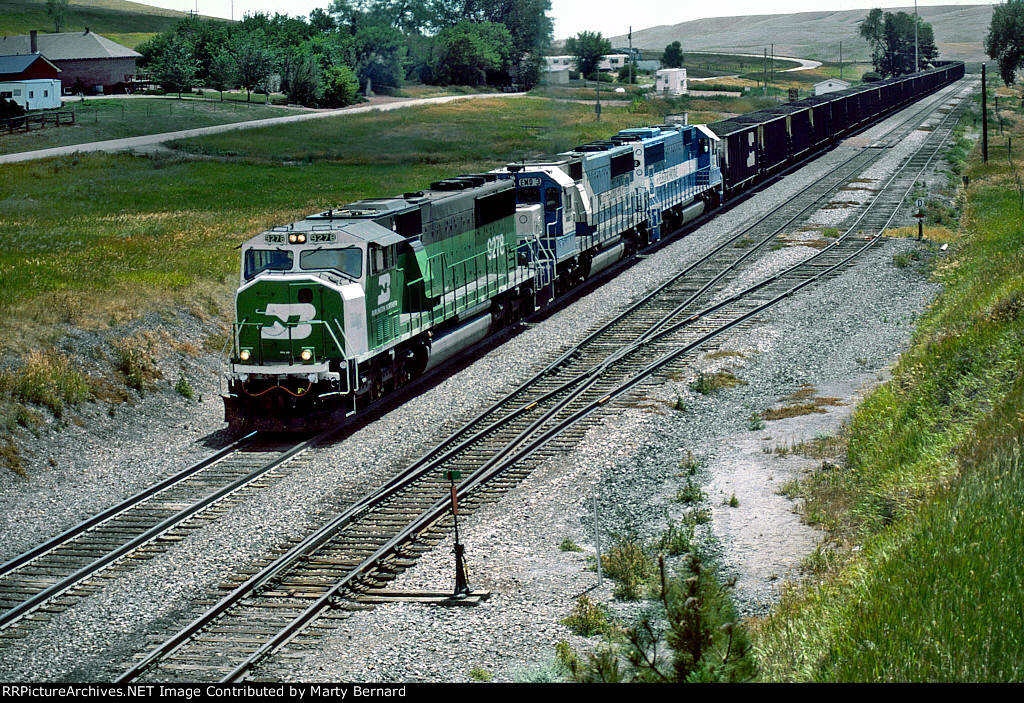 BNSF 9278 and EMDX 3 and 9002 With Powder River Coal